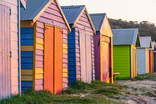 Obrázky Doors – procházejte fotografie, vektory a videa 2,706,350 ...