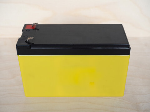 Bleiakkumulator Bilder – Durchsuchen 2,473 Archivfotos, Vektorgrafiken ...