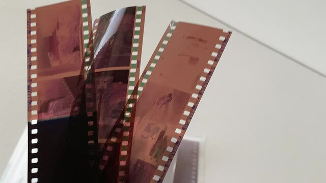 รูปภาพNegatives – เลือกดูภาพถ่ายสต็อก เวกเตอร์ และวิดีโอ1,050,333 ...