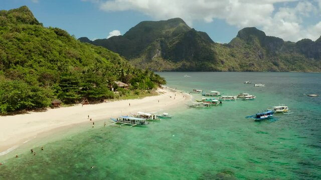 "Helicopter Island" Images – Browse 240 Stock Photos, Vectors, and ...