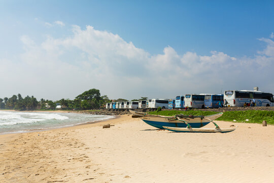 Paravi Images – Browse 39 Stock Photos, Vectors, and Video | Adobe Stock