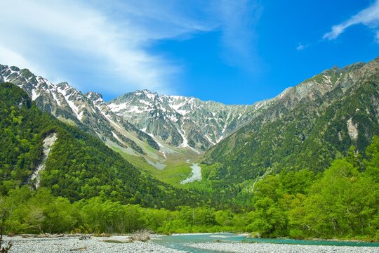 「日本アルプス」の写真素材 | 18,978件の無料イラスト画像 | Adobe Stock