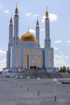 Aktyubinsk Bilder – Durchsuchen 544 Archivfotos, Vektorgrafiken und ...