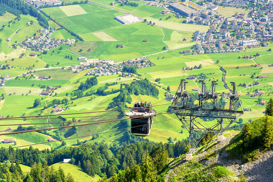 รูปภาพStanserhorn – เลือกดูภาพถ่ายสต็อก เวกเตอร์ และวิดีโอ1,349 | Adobe ...