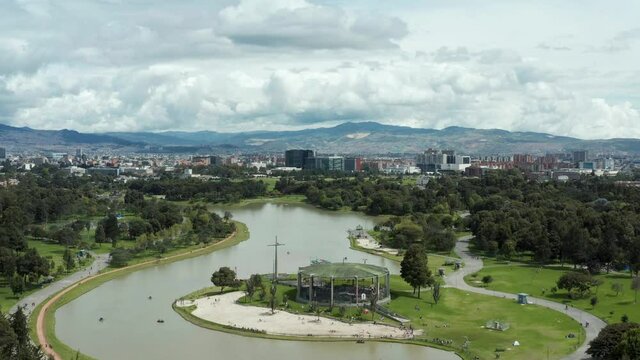 "Parque Metropolitano" Images – Browse 163 Stock Photos, Vectors, and ...