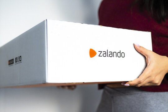 Imágenes de Zalando: descubre bancos de fotos, ilustraciones, vectores ...