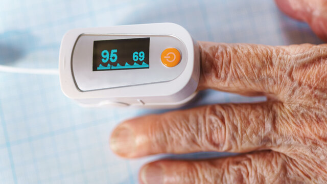 "Pulse Oximeter" Images – Browse 8,743 Stock Photos, Vectors, and Video ...