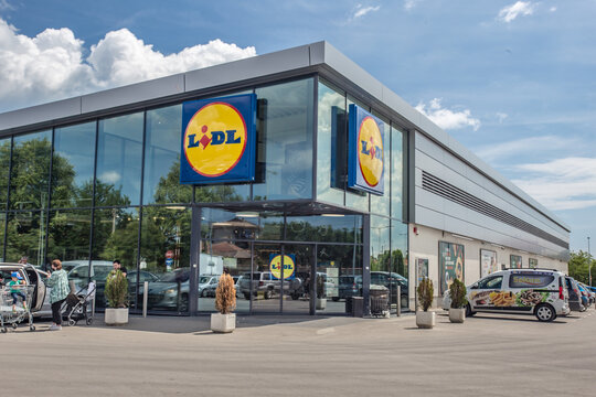 Discounter bilder – Bläddra bland 10,741 stockfoton, vektorer och ...