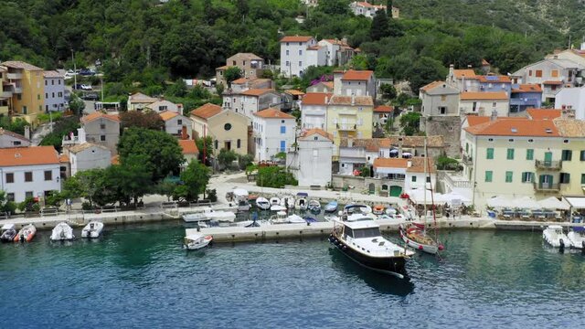 Valun Bilder – Durchsuchen 173 Archivfotos, Vektorgrafiken und Videos ...