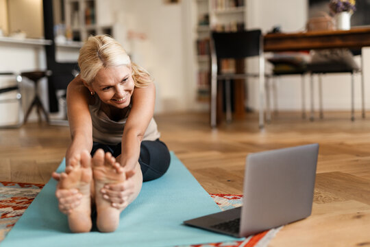 4,843,117 BEST Practicing IMAGES, STOCK PHOTOS & VECTORS | Adobe Stock