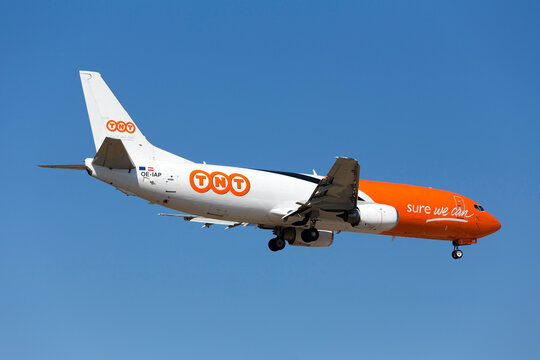 รูปภาพTnt – เลือกดูภาพถ่ายสต็อก เวกเตอร์ และวิดีโอ15,269 | Adobe Stock