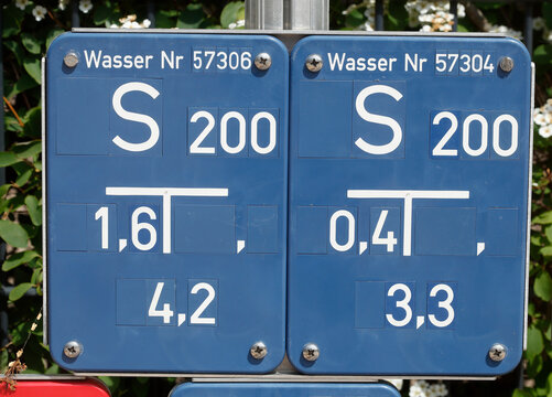 「Schieberschild」の画像 - 55 件の Stock 写真、ベクターおよびビデオ | Adobe Stock