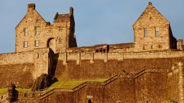 Edinburgh Castle Green Images – Browse 2,117 Stock Photos, Vectors, and ...