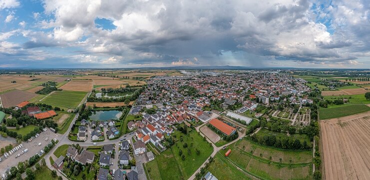 "Groß-Gerau" Bilder – Durchsuchen 241 Archivfotos, Vektorgrafiken und ...