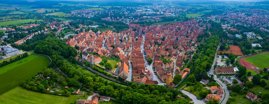 รูปภาพTowet – เลือกดูภาพถ่ายสต็อก เวกเตอร์ และวิดีโอ98 | Adobe Stock