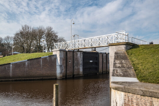 Luchtsluis Bilder – Durchsuchen 12 Archivfotos, Vektorgrafiken und ...