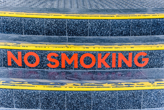 「Unallowed」の画像 - 1,848 件の Stock 写真、ベクターおよびビデオ | Adobe Stock