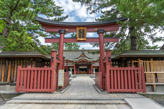 「気比神宮」の写真素材 | 163件の無料イラスト画像 | Adobe Stock