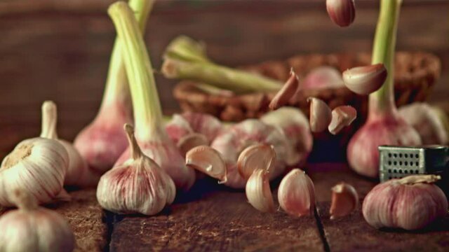 "Garlic Table Images – Browse 558,739 Stock Photos, Vectors, and Video ...