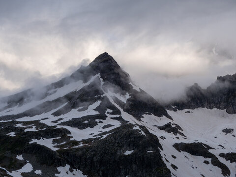 Eisbruch bilder – Bläddra bland 394 stockfoton, vektorer och videor ...