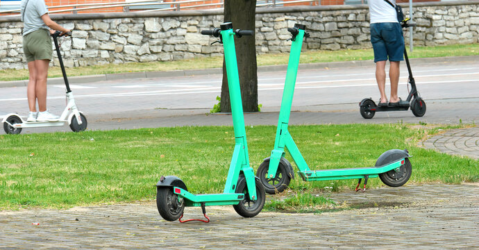 Green Electric Scooter Images – Browse 10,988 Stock Photos, Vectors ...