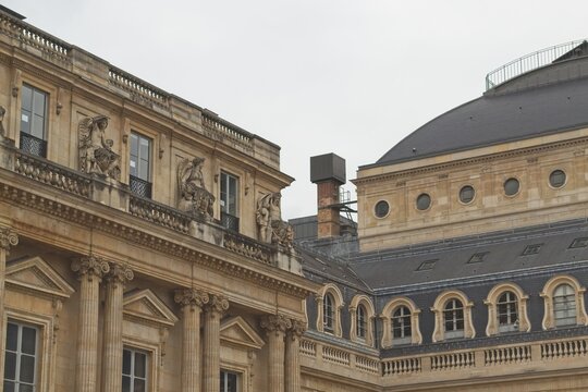 Kirchenfassade Bilder – Durchsuchen 669,389 Archivfotos, Vektorgrafiken ...