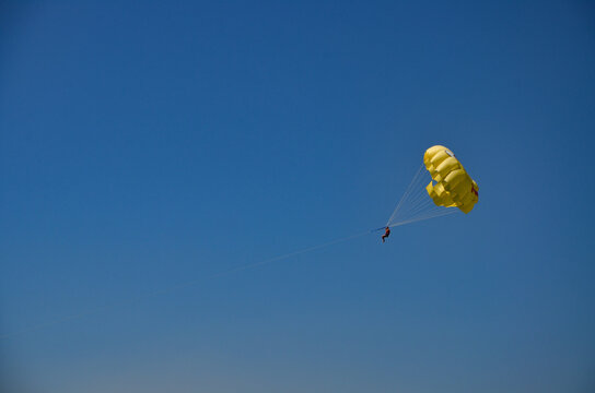 Spadochron Bilder – Durchsuchen 522 Archivfotos, Vektorgrafiken und ...