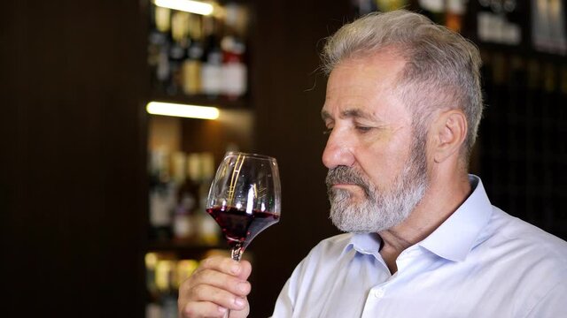 Enologist Images – Browse 23,513 Stock Photos, Vectors, and Video ...