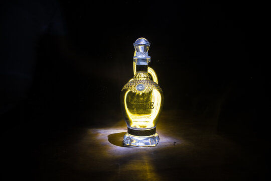 「Bourge」の写真素材 | 52件の無料イラスト画像 | Adobe Stock