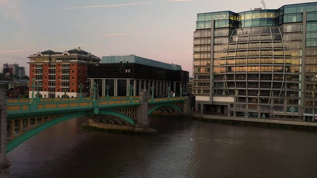 "Southwark Bridge" Images – Browse 399 Stock Photos, Vectors, and Video ...