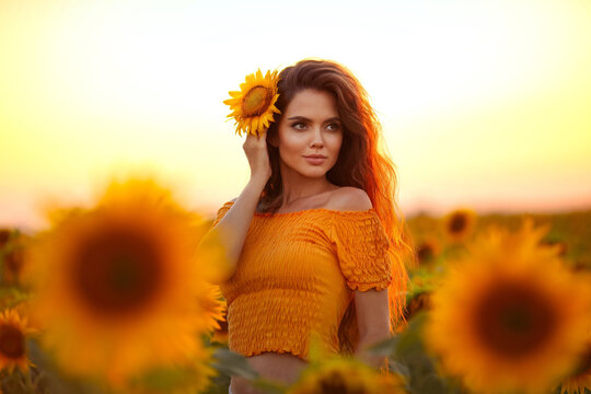 Victoria Andreas 写真、画像、アセット | Adobe Stock