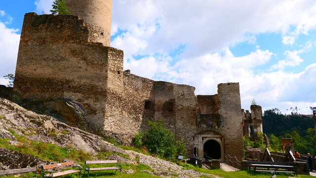 "Alte Burg" Bilder – Durchsuchen 1,610 Archivfotos, Vektorgrafiken und ...