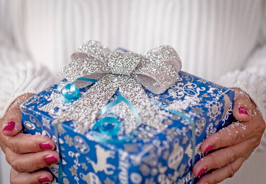 DIE 12,695 BESTEN BILDER, STOCK-FOTOS UND -VEKTORGRAFIKEN ZU „Suggestiv ...