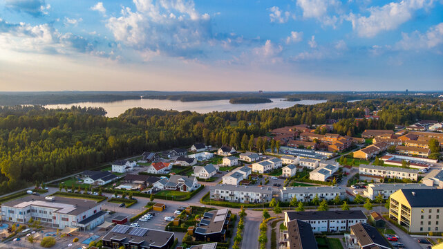 「Droneview」の画像 - 1,442 件の Stock 写真、ベクターおよびビデオ | Adobe Stock