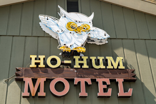 「Ho-Hum」の写真素材 | 51件の無料イラスト画像 | Adobe Stock