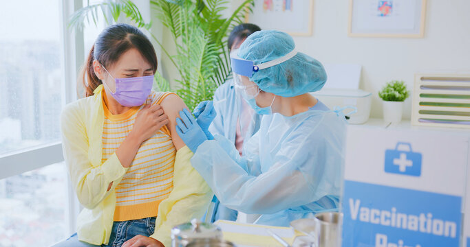 Trypanophobie Bilder – Durchsuchen 351 Archivfotos, Vektorgrafiken und ...