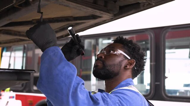 Undercarriage Images – Browse 14,235 Stock Photos, Vectors, and Video ...