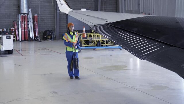 Airline Ground Crew Images – Browse 1,945 Stock Photos, Vectors, and ...