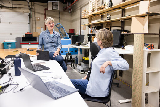 Makerspace Bilder – Durchsuchen 7,779 Archivfotos, Vektorgrafiken und ...