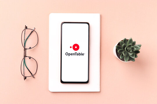Opentable Images – Browse 67 Stock Photos, Vectors, and Video | Adobe Stock