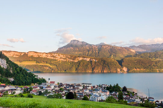 Seelisberg Bilder – Durchsuchen 780 Archivfotos, Vektorgrafiken und ...