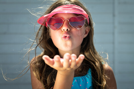 Excitement Images – Browse 976,018 Stock Photos, Vectors, and Video ...