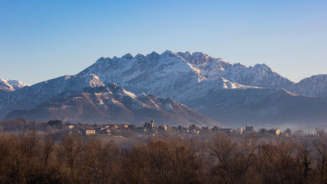 Resegone Immagini - Sfoglia 1,126 foto, vettoriali e video Stock ...