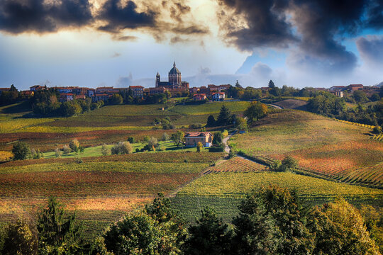 Fontanile Bilder – Durchsuchen 160 Archivfotos, Vektorgrafiken und ...