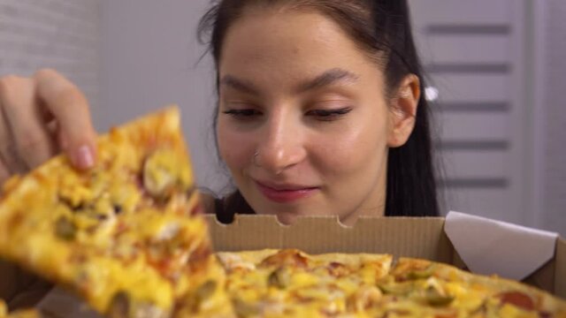 รูปภาพHangry – เลือกดูภาพถ่ายสต็อก เวกเตอร์ และวิดีโอ398 | Adobe Stock