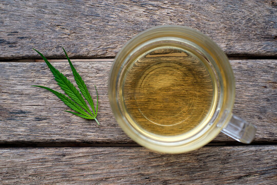 Marijuana Tea"」の写真素材 | 1,013件の無料イラスト画像 | Adobe Stock