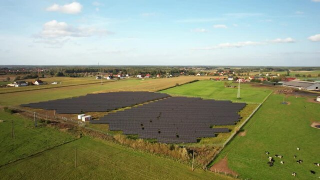 Small Solar Farm Images – Browse 1,325 Stock Photos, Vectors, and Video ...