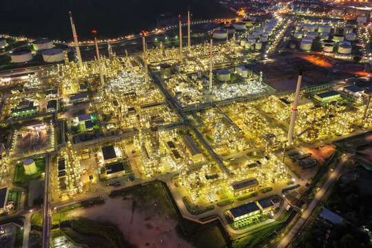 รูปภาพRefinery-Pipelines – เลือกดูภาพถ่ายสต็อก เวกเตอร์ และวิดีโอ263 ...