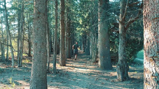 "Man Running" Bilder – Durchsuchen 1,970 Archivfotos, Vektorgrafiken ...