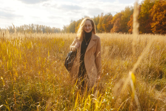 Wolking bilder – Bläddra bland 436 stockfoton, vektorer och videor ...